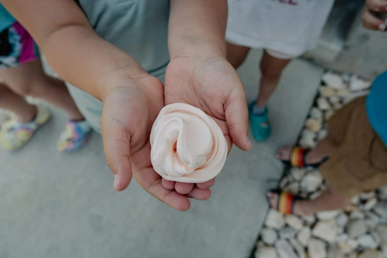 How to Make Kinetic Foam: A Fun DIY Craft for Kids and Adults ...